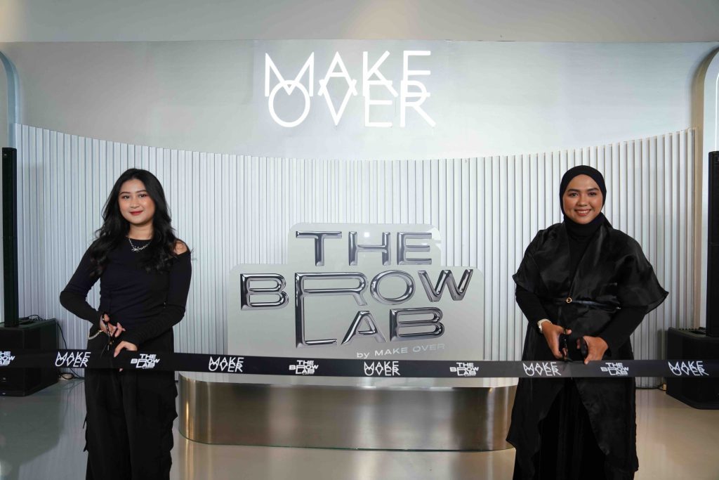 Make Over Perkenalkan The Brow Lab: The Biggest Brow Experience yang ...