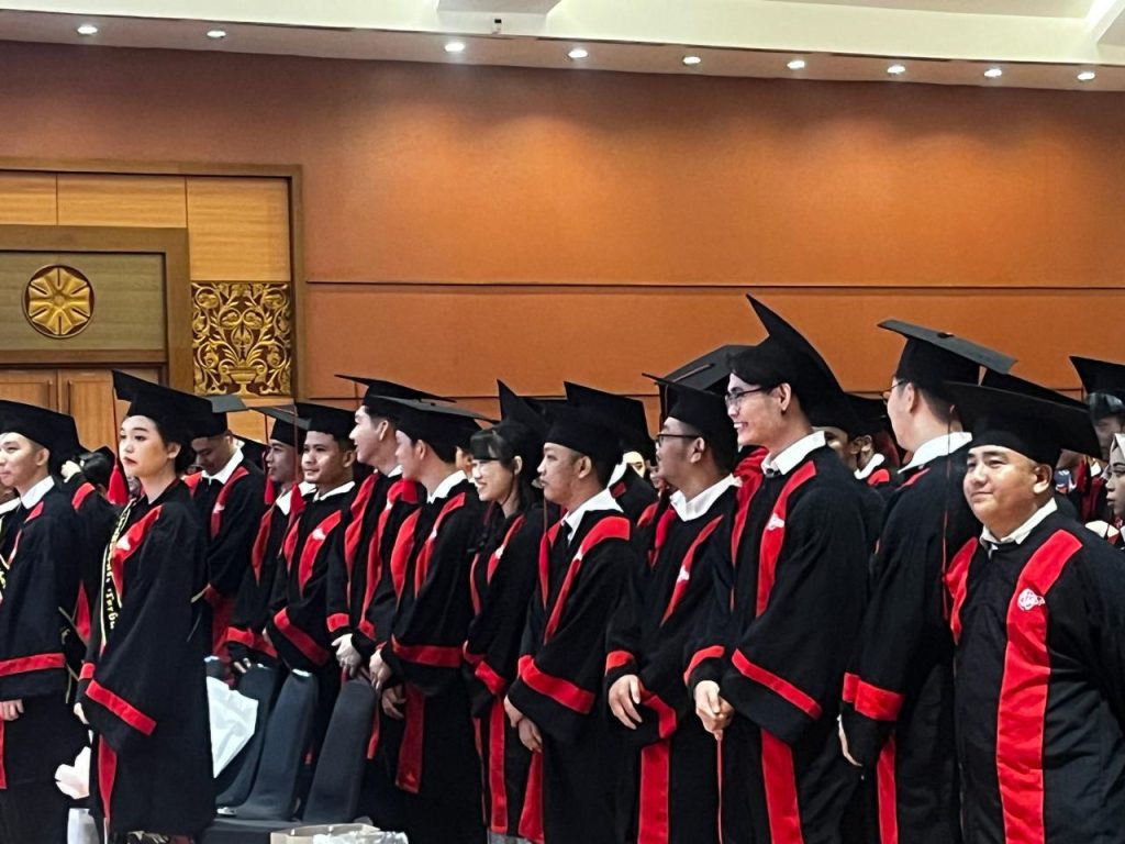 Universitas MDP Kembali Wisuda Sarjana, Kali Ini 268 Mahasiswa Resmi ...